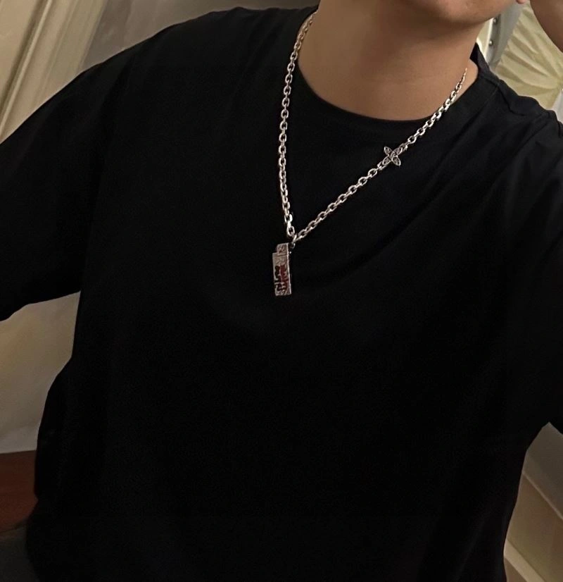 Exact replica Louis Vuitton Necklaces