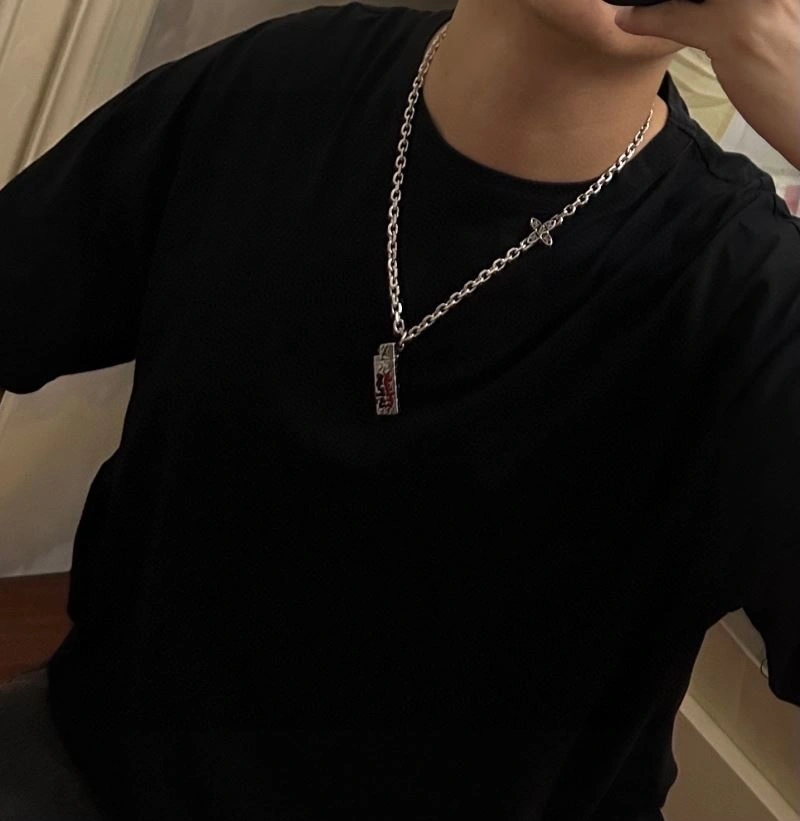 Exact replica Louis Vuitton Necklaces