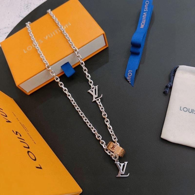 High fidelity Louis Vuitton Necklaces