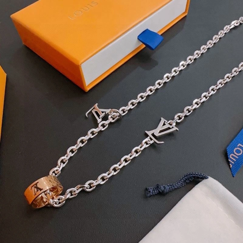 High fidelity Louis Vuitton Necklaces