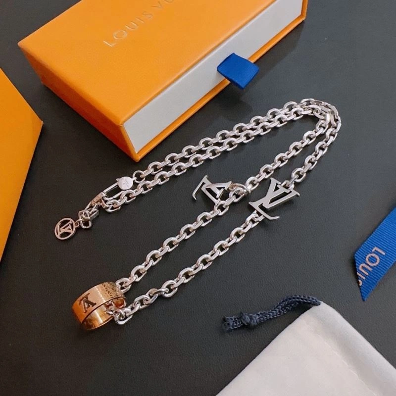 High fidelity Louis Vuitton Necklaces