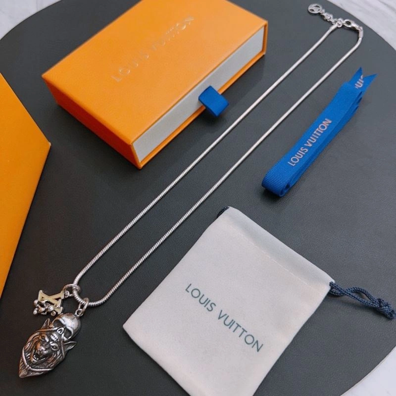 OEM Louis Vuitton Necklaces