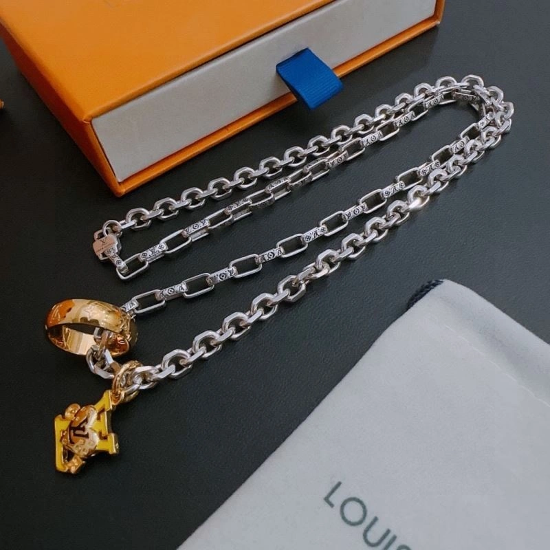Value-priced Louis Vuitton Necklaces