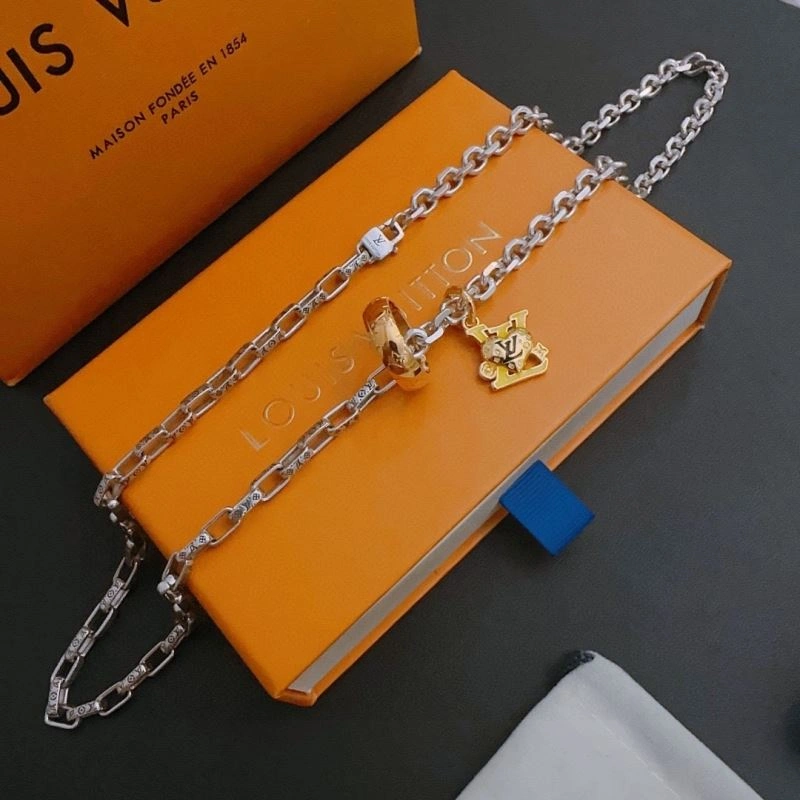 Value-priced Louis Vuitton Necklaces