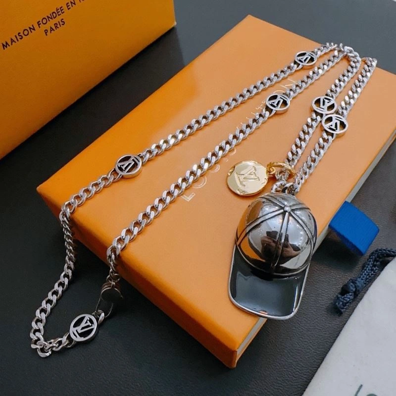 Discounted Louis Vuitton Necklaces