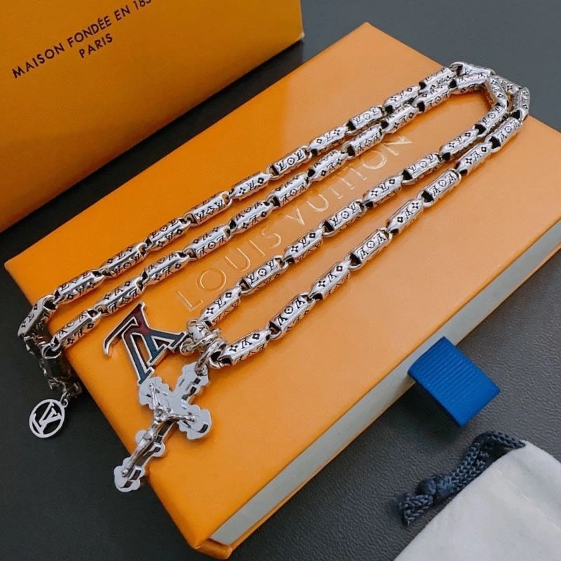 Discounted Louis Vuitton Necklaces