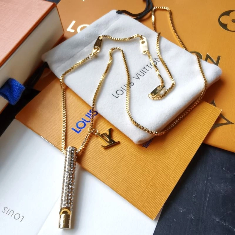 High accuracy Louis Vuitton Necklaces