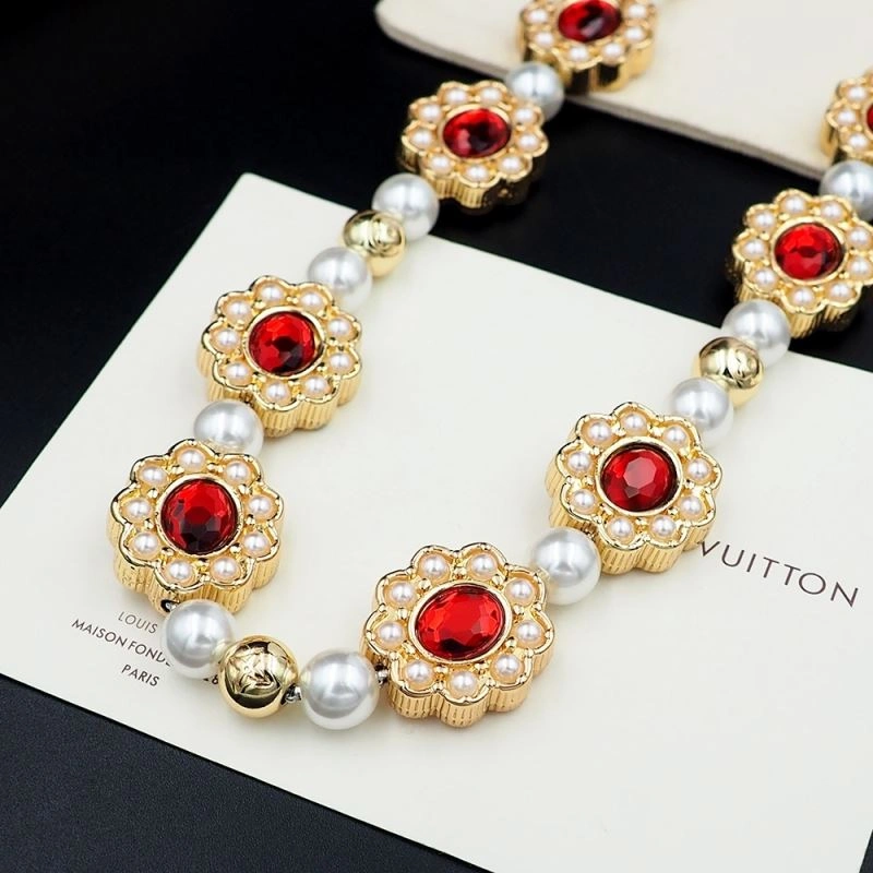 Top mirror Louis Vuitton Necklaces
