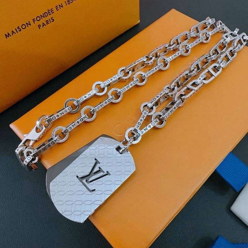 Discounted Louis Vuitton Necklaces