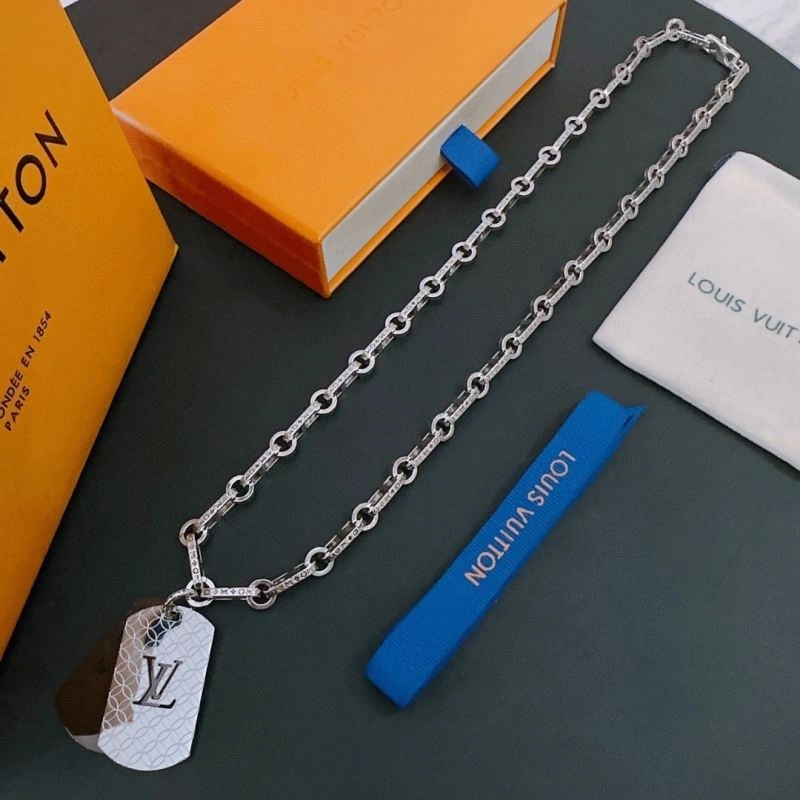 Discounted Louis Vuitton Necklaces