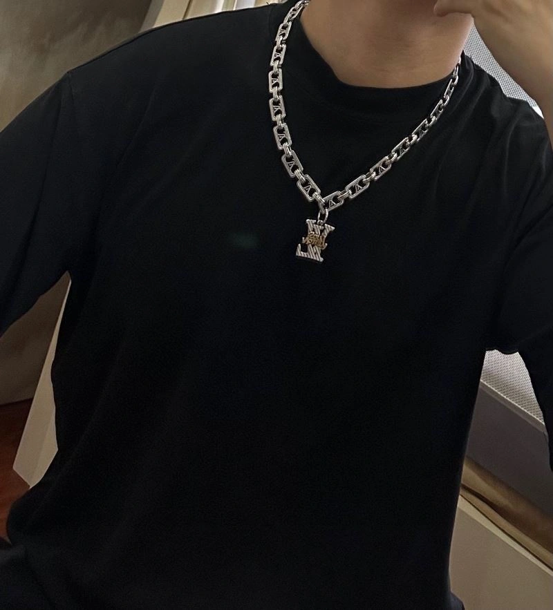 Original Louis Vuitton Necklaces