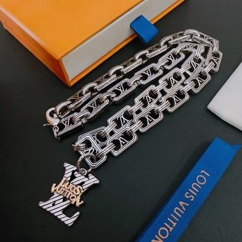 Original Louis Vuitton Necklaces