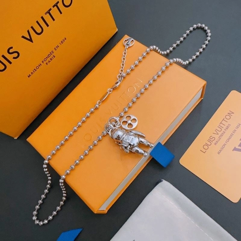 High accuracy Louis Vuitton Necklaces