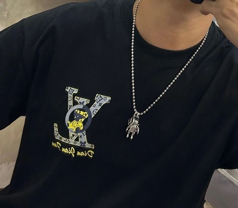 High accuracy Louis Vuitton Necklaces