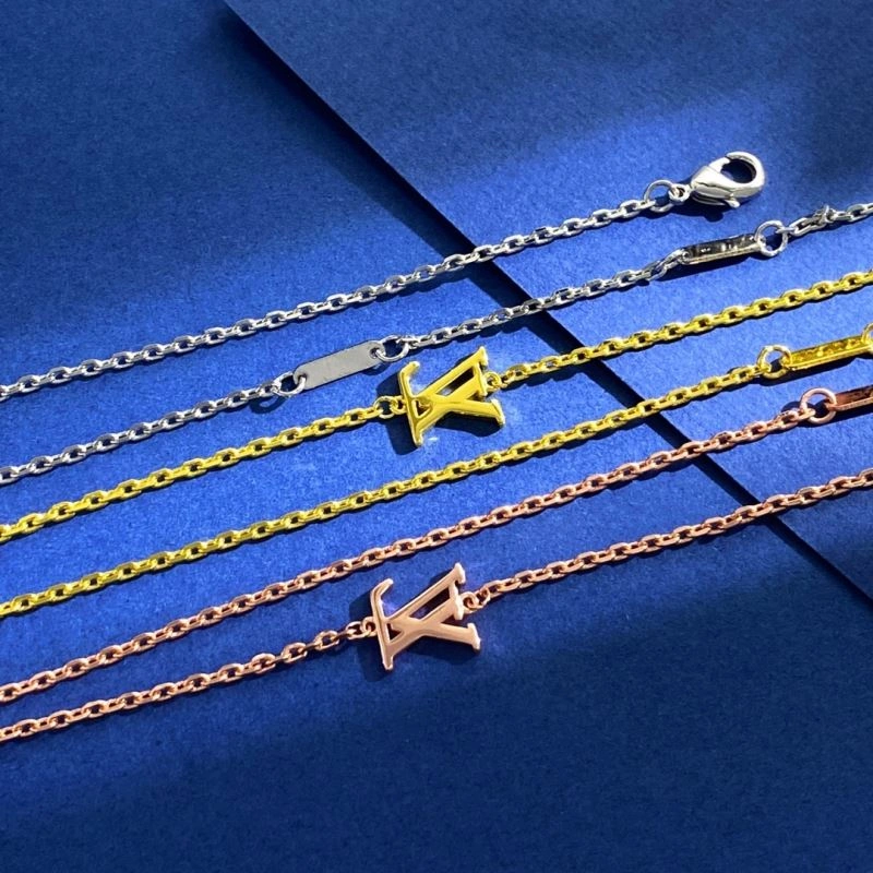 High fidelity Louis Vuitton Necklaces