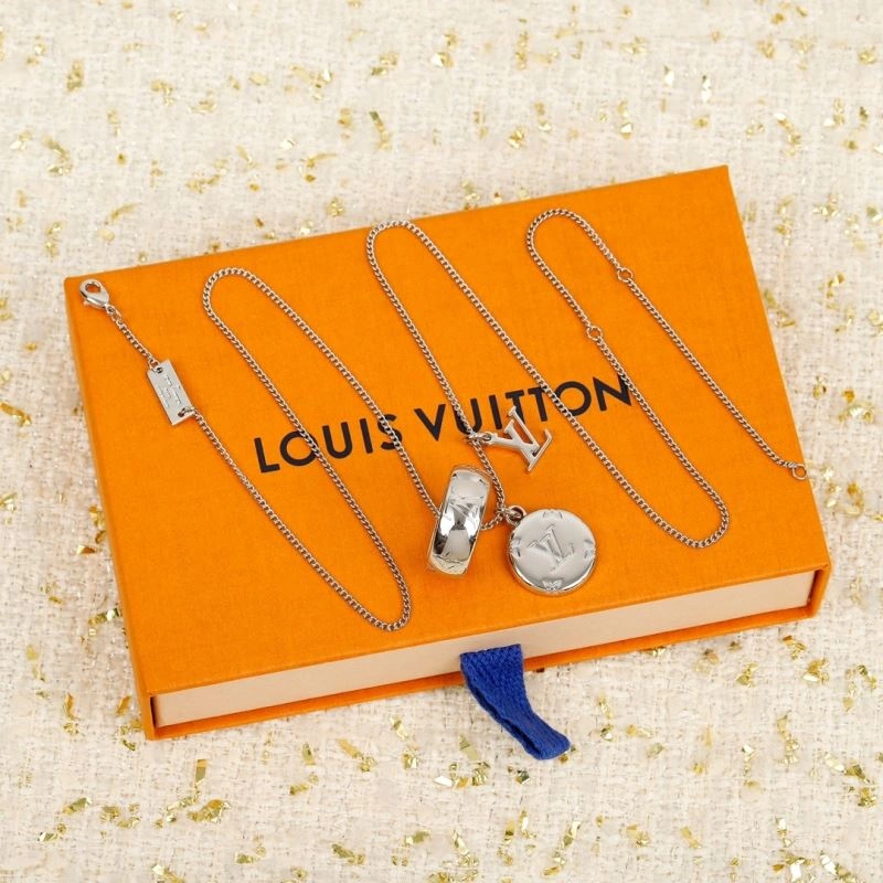 Brand-original Louis Vuitton Necklaces