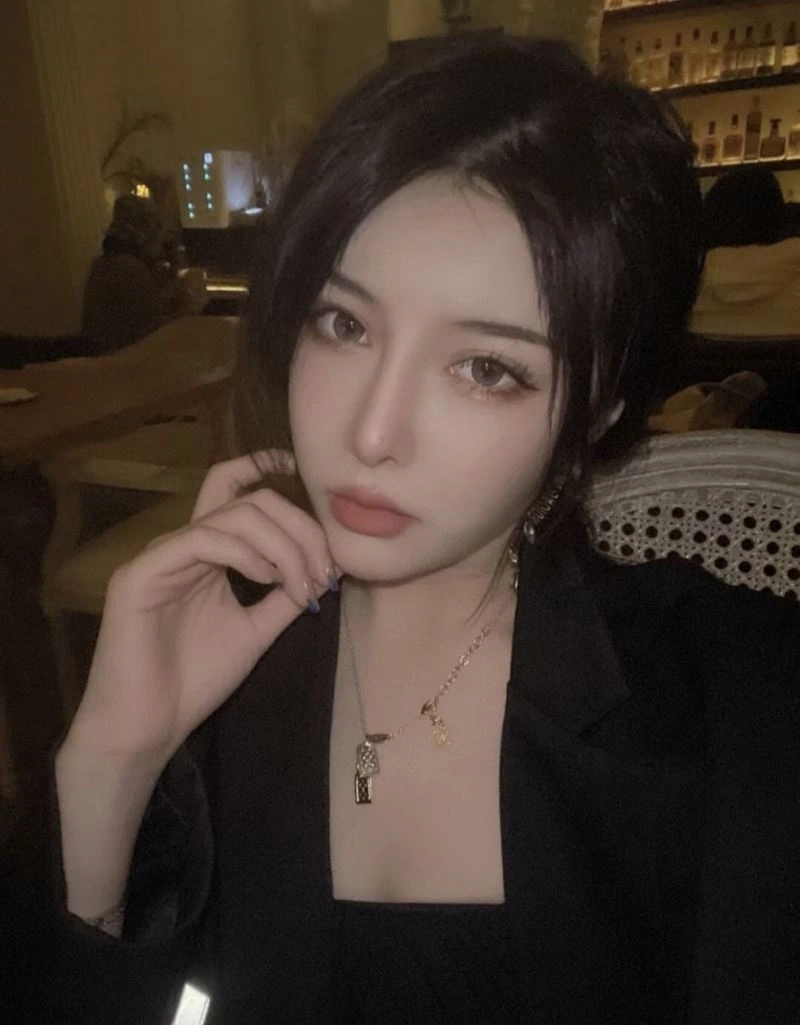 Factory-made Louis Vuitton Necklaces
