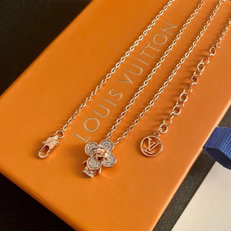 Factory-made Louis Vuitton Necklaces