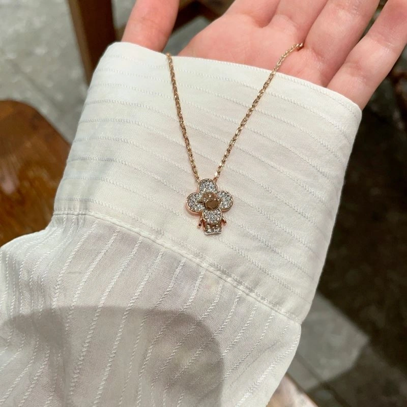 Factory-made Louis Vuitton Necklaces