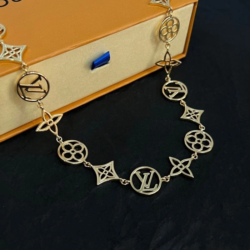 Cut-rate Louis Vuitton Necklaces