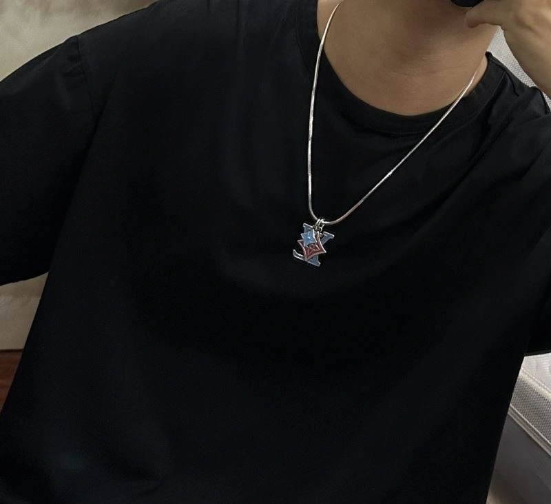 Original Louis Vuitton Necklaces