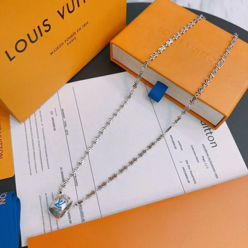 Value-priced Louis Vuitton Necklaces