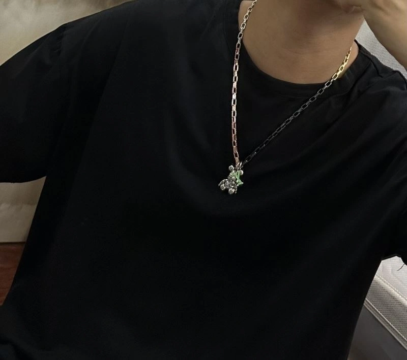 Inexpensive Louis Vuitton Necklaces
