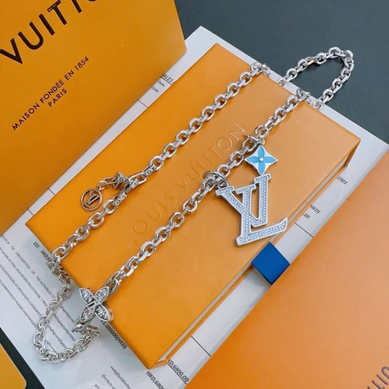 Mirror quality Louis Vuitton Necklaces