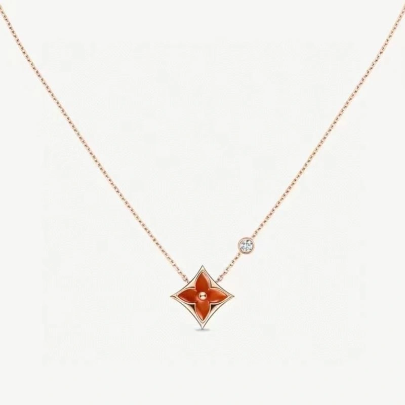 Top mirror Louis Vuitton Necklaces