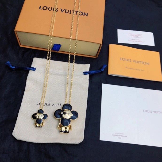 Legit Louis Vuitton Necklaces