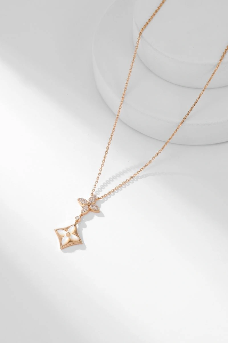 Top mirror Louis Vuitton Necklaces