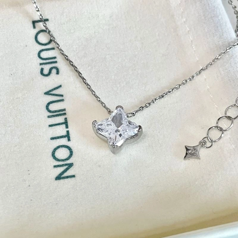 Mirror quality Louis Vuitton Necklaces
