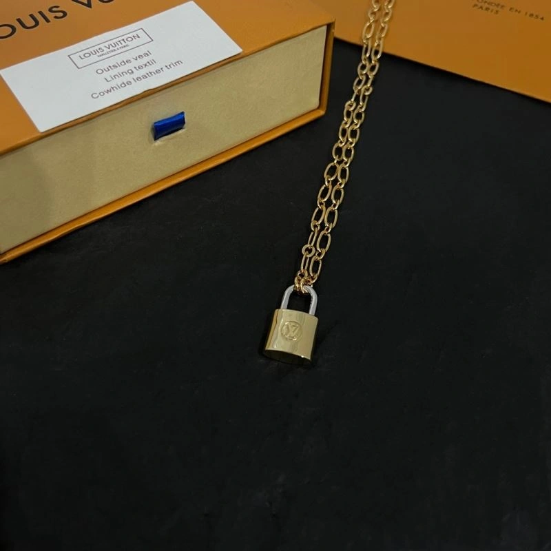 Factory-made Louis Vuitton Necklaces