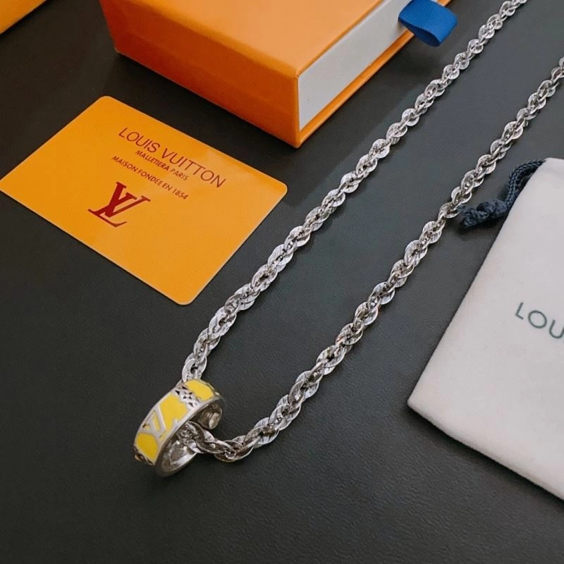 1:1 copy Louis Vuitton Necklaces