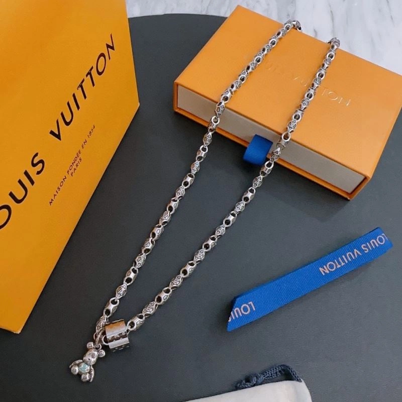 Factory-made Louis Vuitton Necklaces