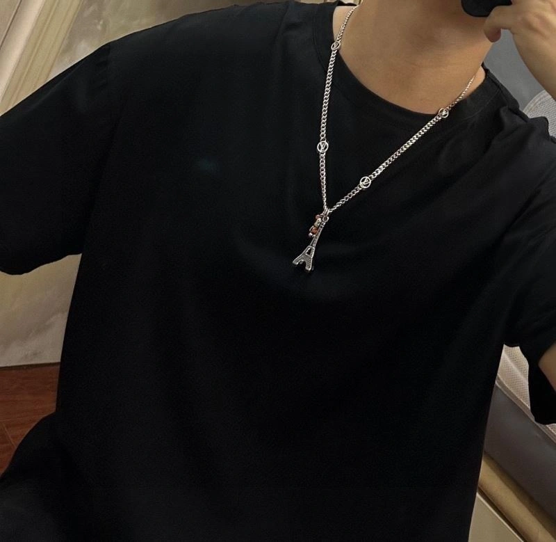 Legit Louis Vuitton Necklaces