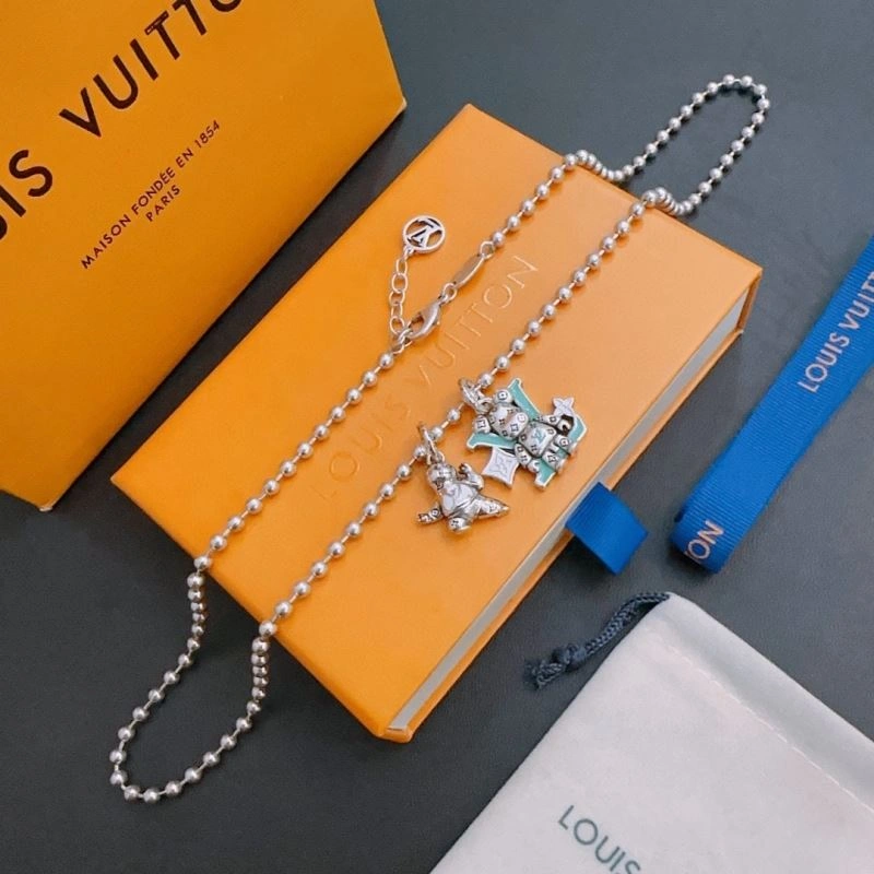 High fidelity Louis Vuitton Necklaces