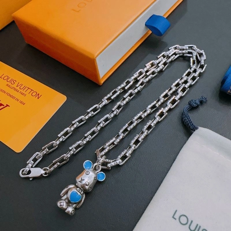 Top mirror Louis Vuitton Necklaces