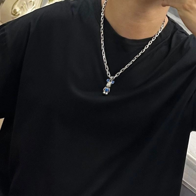 Top mirror Louis Vuitton Necklaces