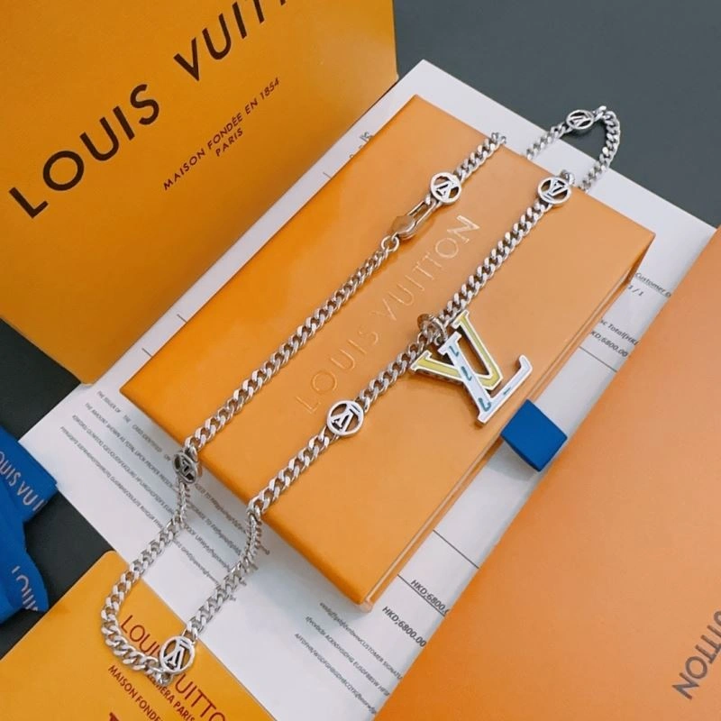 Brand-original Louis Vuitton Necklaces