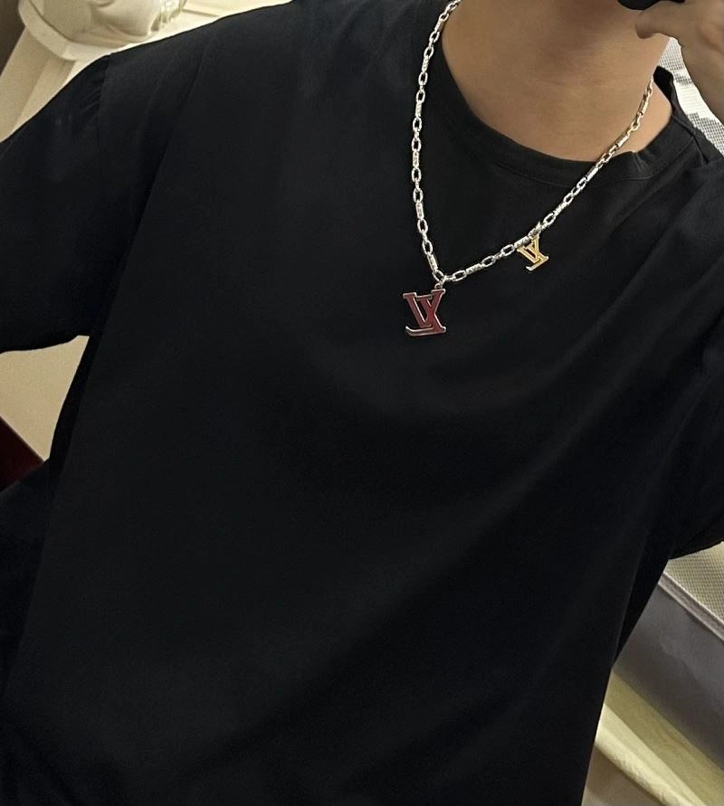 Economical Louis Vuitton Necklaces