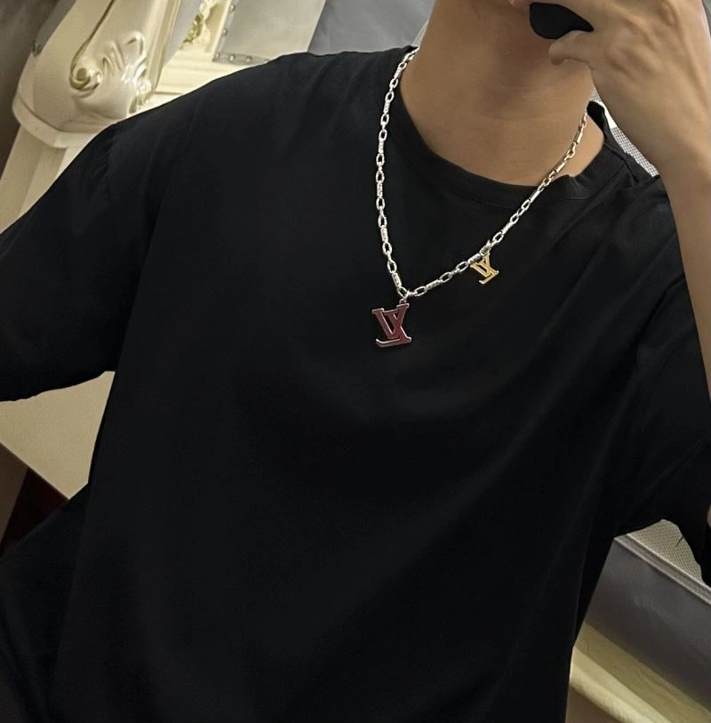 Economical Louis Vuitton Necklaces