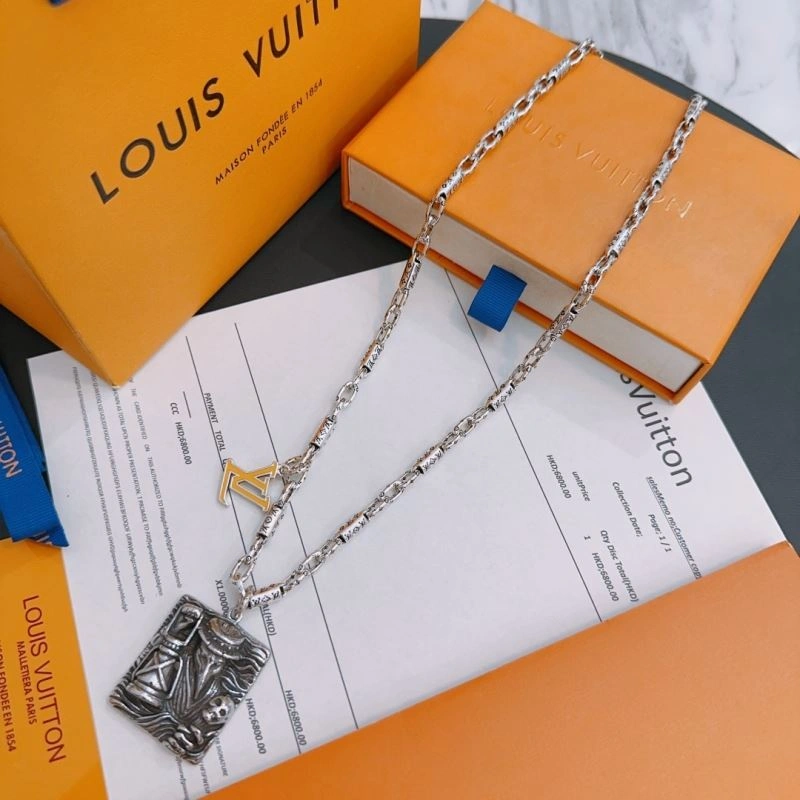Louis Vuitton Necklaces