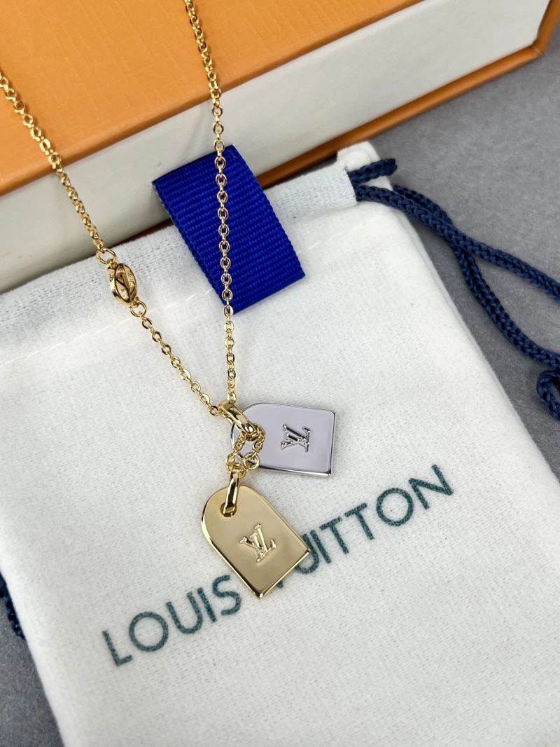 Top mirror Louis Vuitton Necklaces