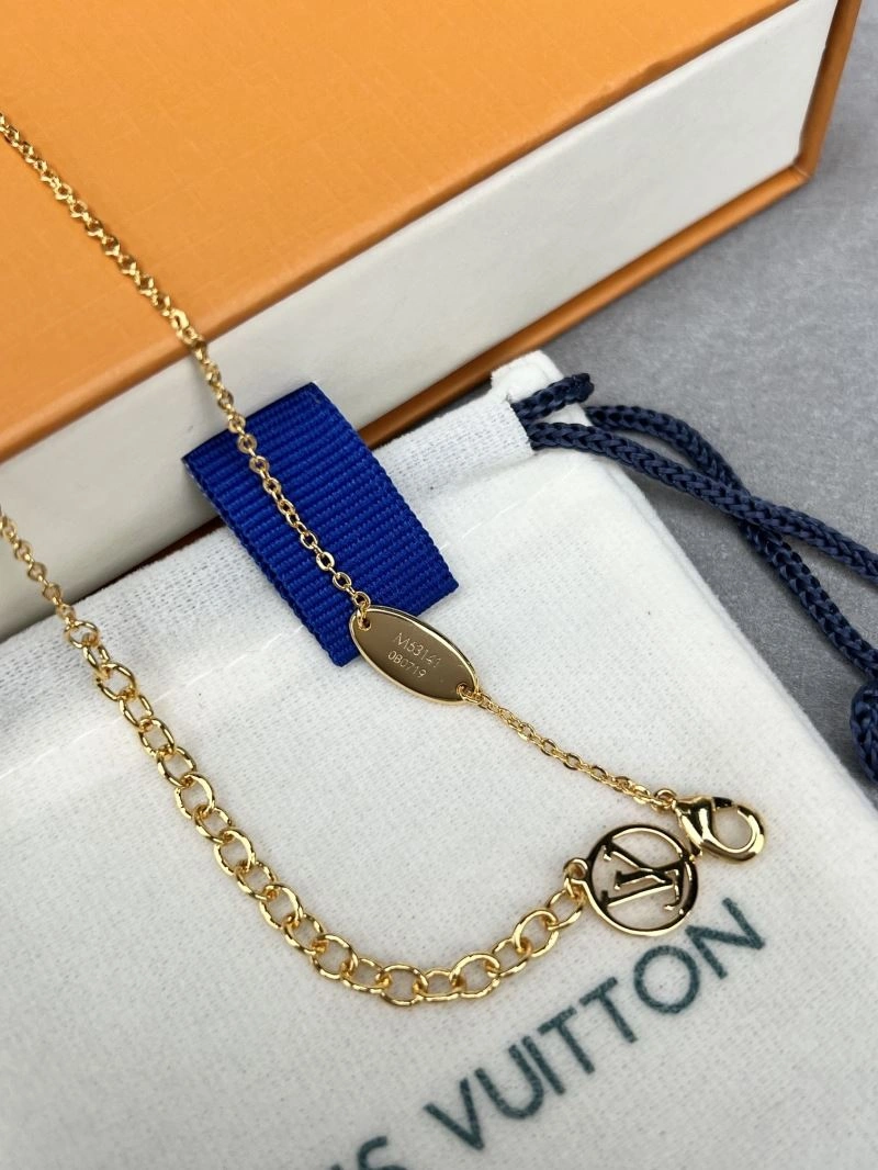 Top mirror Louis Vuitton Necklaces