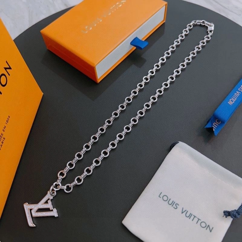 High fidelity Louis Vuitton Necklaces