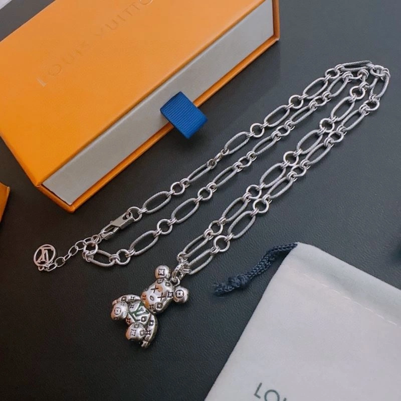 Cut-rate Louis Vuitton Necklaces