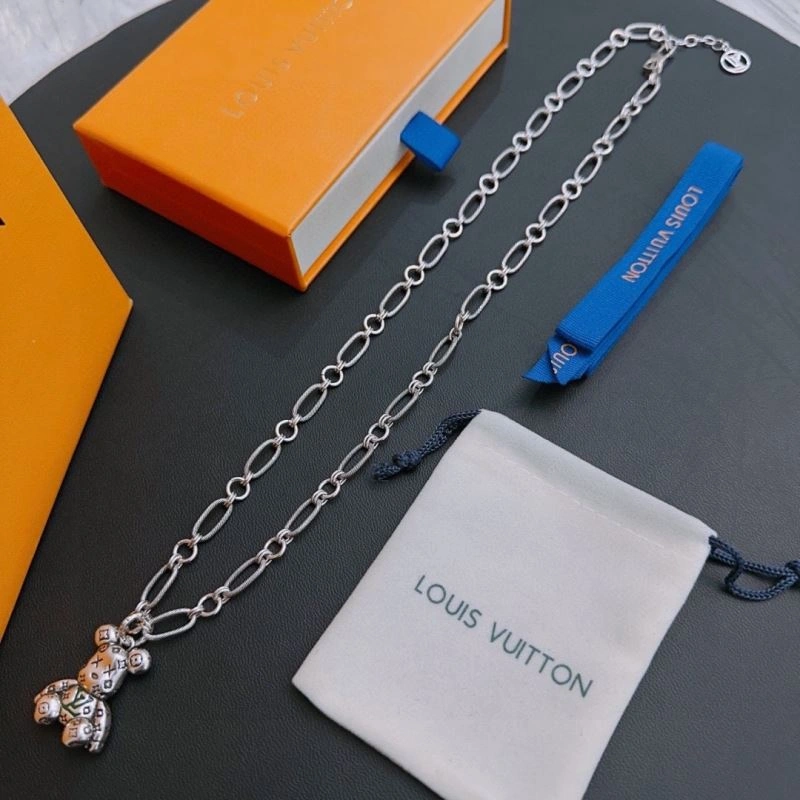Cut-rate Louis Vuitton Necklaces