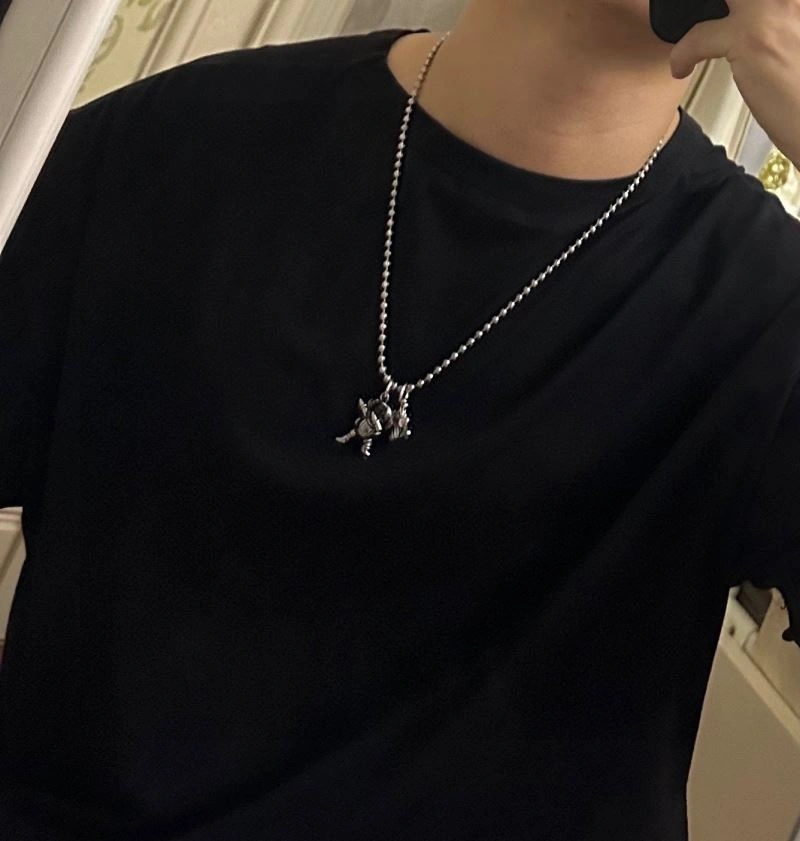 Budget-friendly Louis Vuitton Necklaces