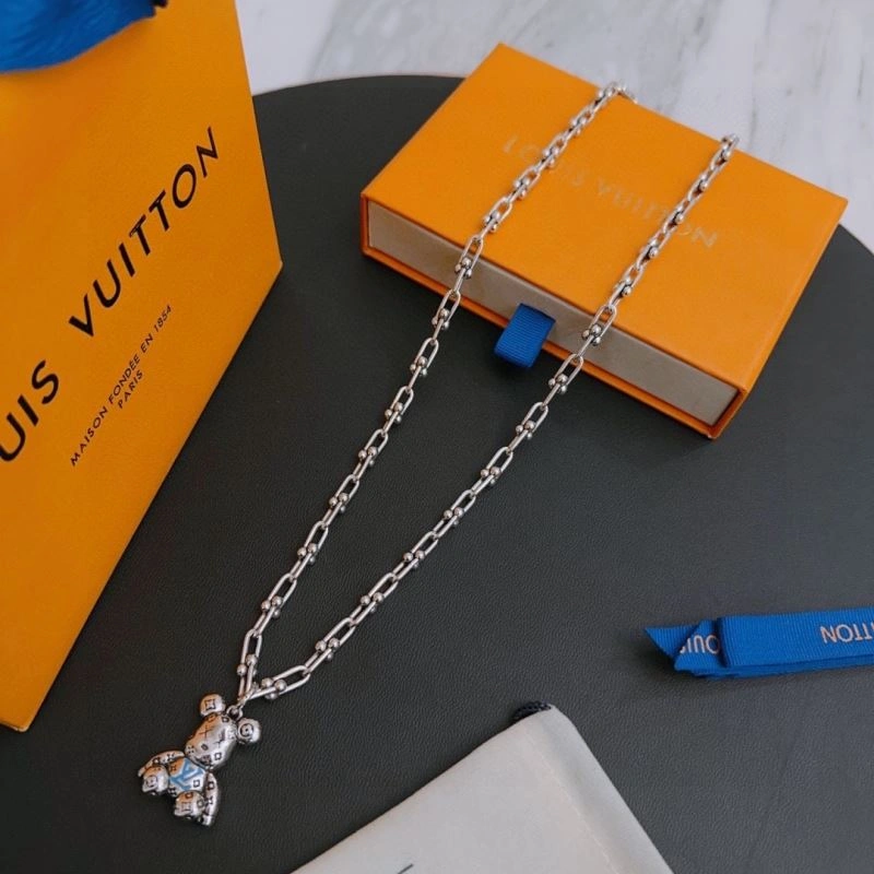 Discounted Louis Vuitton Necklaces